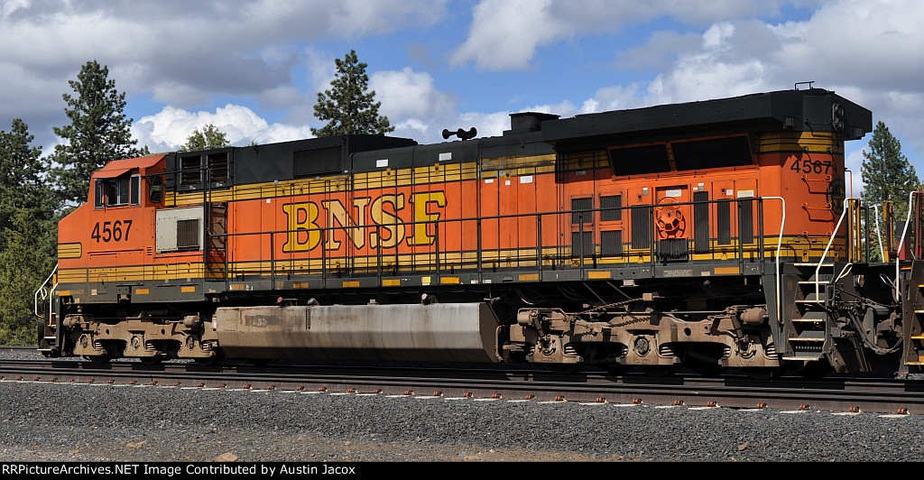 BNSF 4567